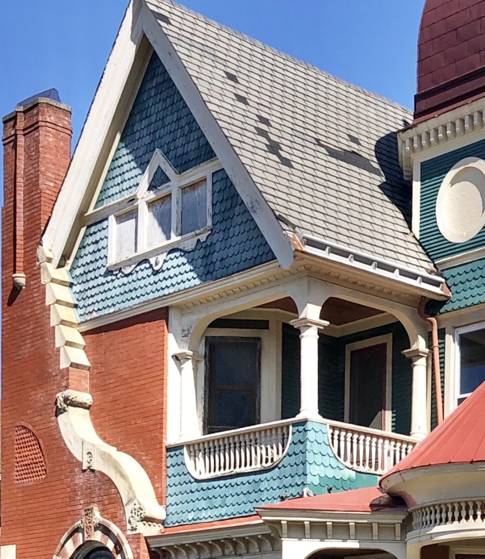 Top Four Signs of Roof Failure: How to Identify and Address Issues ... Top Four Signs of Roof Failure: How to Identify and Address Issues ...